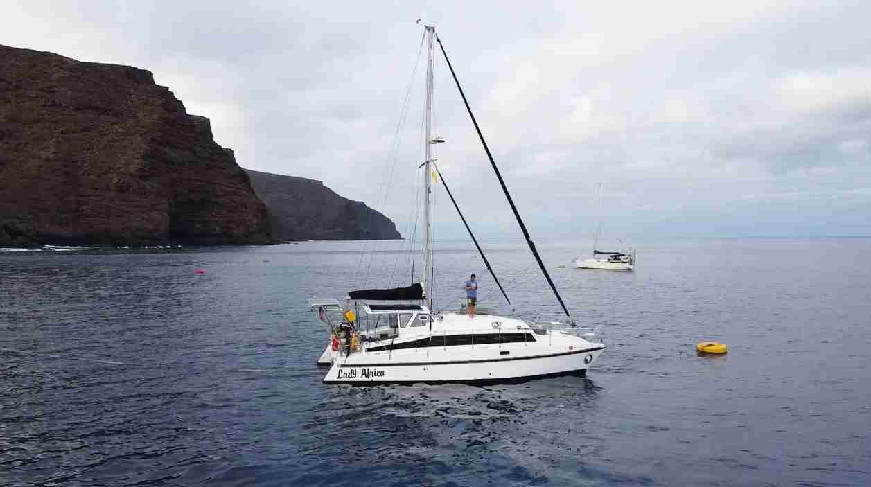 Dean 365 Oceanliner “S/V Lady Africa” For Sale – USD 159,000 in Exumas ...